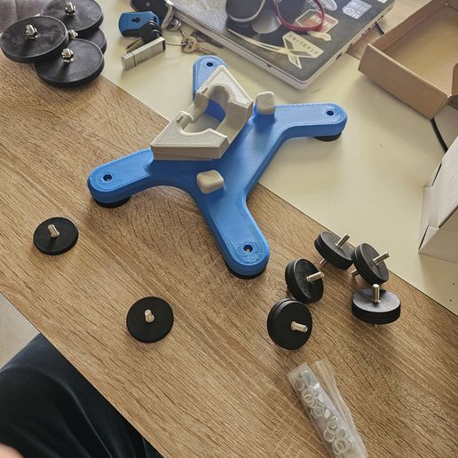 🧲 Starlink Mini Magnetic Mount・ STL File for 3D printing・Cults
