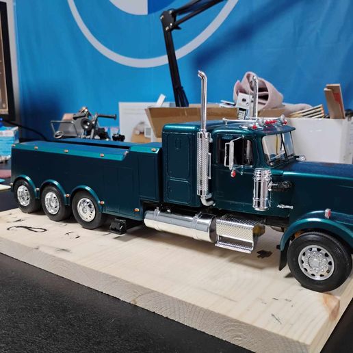 🚚 Heavy Wrecker Tow Truck・ STL File for 3D printing・Cults