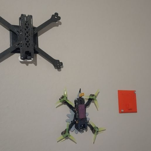 STL file Source One V3 Wall_mount 💭 ・Template to download and 3D print ...