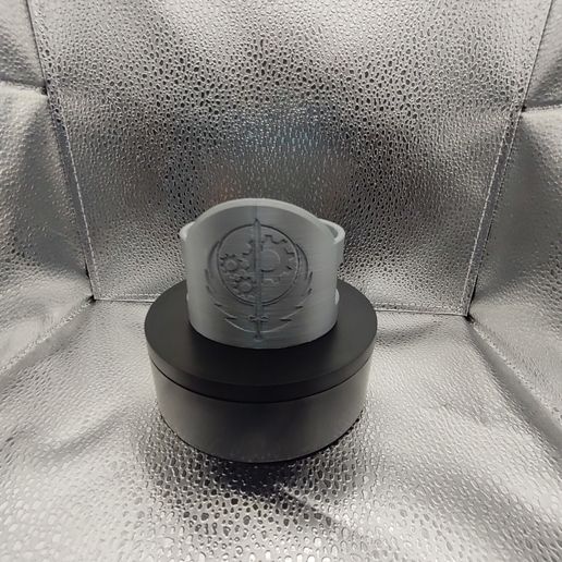Free STL file Fallout Brotherhood of Steel Bracelet 🎨 ・3D printer model ...