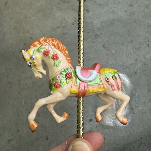 🎠 Matchbox Carousel Daydream style horse・Free 3D File for ・Cults