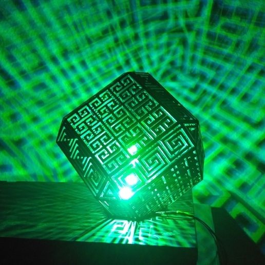 🏛️ Greek Meander Lamp for small printers・Free STL File for ・Cults