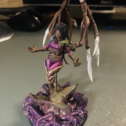 👸 Kerrigan Queen of Blades - Zerg・Free 3D File for ・Cults