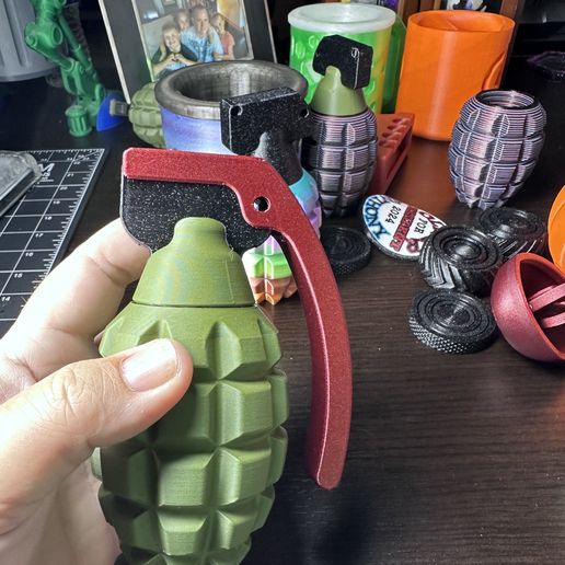 👌 Fidget Grenade Print in Place・ STL File for ・Cults