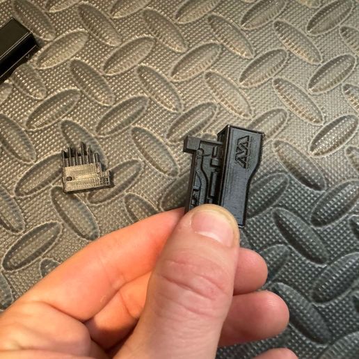 🔑 Romulus Weyland Yutani Reset Key - Alien・ STL File for 3D printing・Cults
