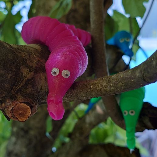 🪱 Squirmles like worm! Articulated magic worm- Flexi・ STL File for 3D ...