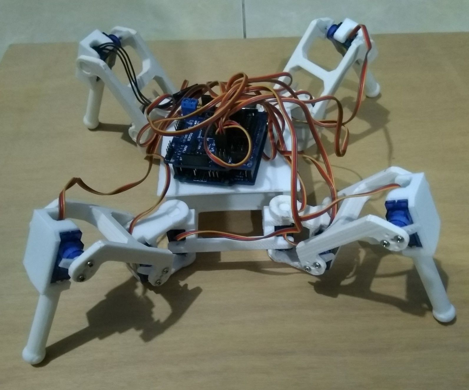 Descargar archivo STL Chasis de robot cuadrúpedo • Plan imprimible en 3D ・ Cults