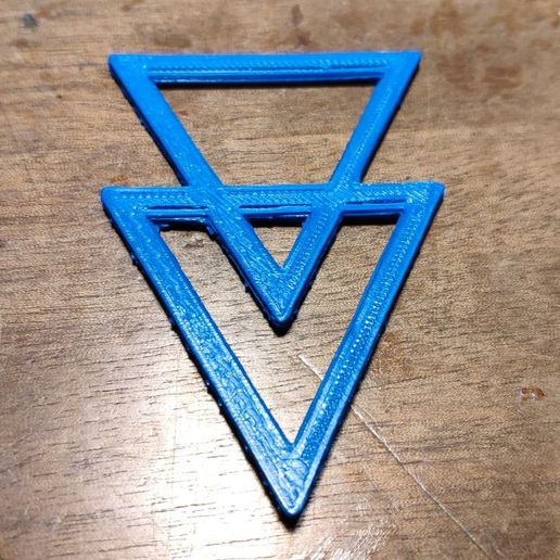 3D printable Alan Wake 2 Cult of the tree logo. • made with easythreed ...
