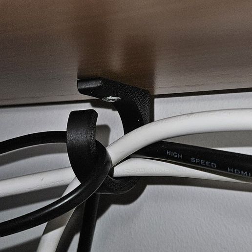 🔌 Simple under-desk cable hanger・Free STL File for 3D printing・Cults