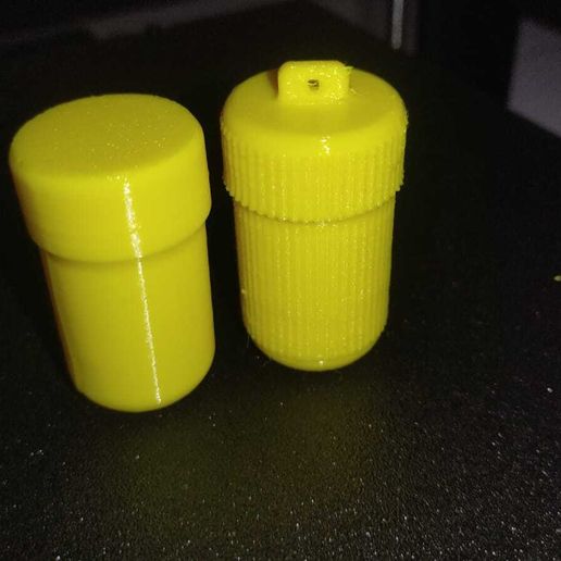 🤏 Small Pill Container - Small Pill Container With Keytag・Free STL File ...