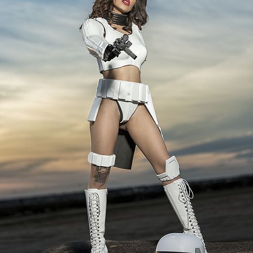 stormtrooper girl cosplay