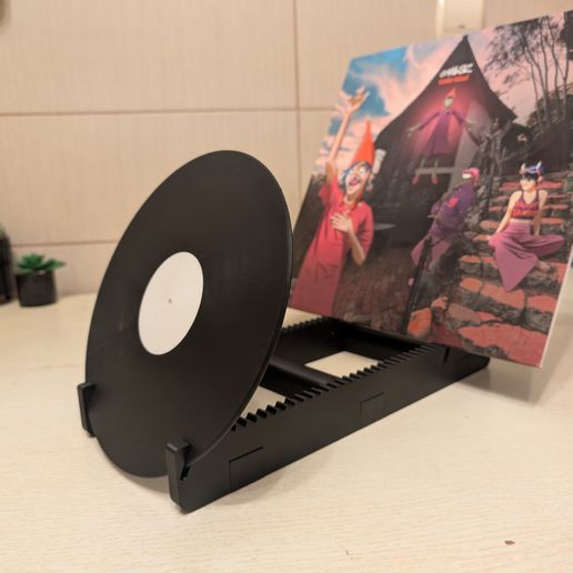 🎵 Vinyl Records stand・Free STL File for 3D printing・Cults