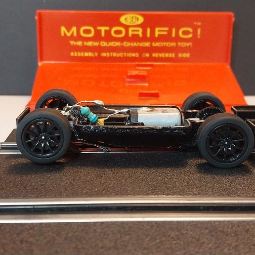 🚗 Modern Motorific Slot Car "High Body" Chassis (1:43 scale)・ STL File ...
