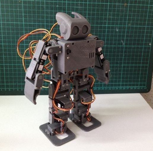 🤖 humanoider Roboter・ STL Datei für 3D-Druck・Cults
