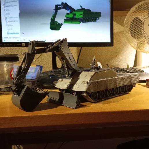🪖 NGP MOUNTAINS AND PIONEER TANKS 1:35・Free STL File for 3D printing・Cults