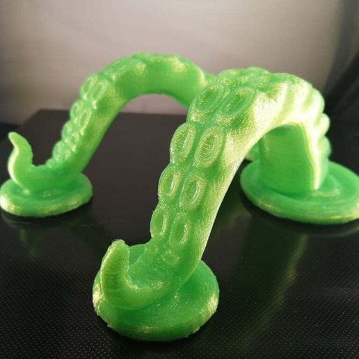 3D printable Octopus Tablet Stand Version Two・Cults