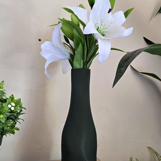 🏺 Twisted Vase 1・Free STL File for 3D printing・Cults