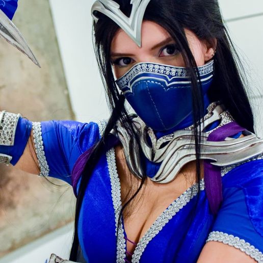 kitana without mask