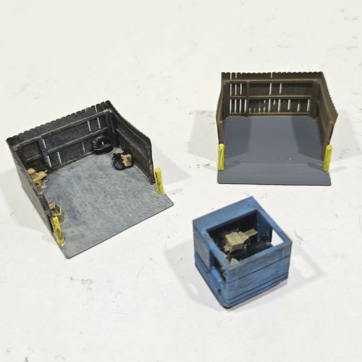 🗑️ HO SCALE DUMPSTER ENCLOSURE・ STL File for ・Cults