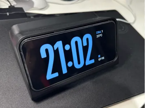 STL file iPhone 15 Pro Max Standby mode dock 📱 ・3D print object to ...
