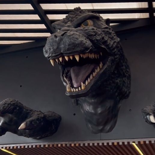 🗿 GODZILLA HEAD WALL MOUNT・ STL File for 3D printing・Cults
