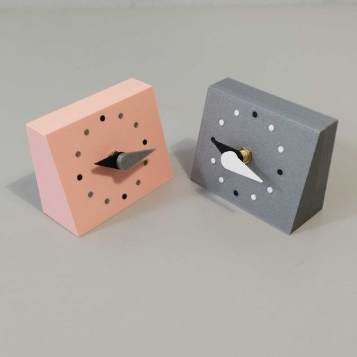 Free STL file Reloj de Sobremesa de Estilo Retro 🪑 (3MF)・3D print ...