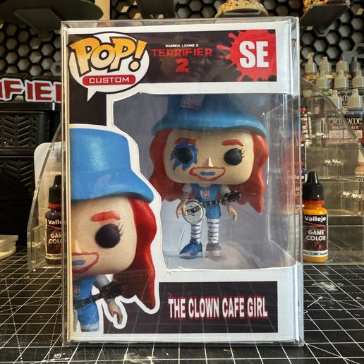 🤡 TERRIFIER CLOWN CAFE GIRL CUSTOM POP・ STL File for 3D printing・Cults