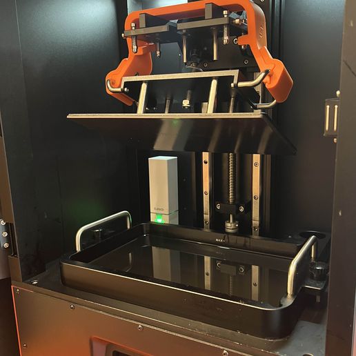 🧞‍♂️ Elegoo Jupiter Build Plate Drip Holder・Free STL File for 3D ...