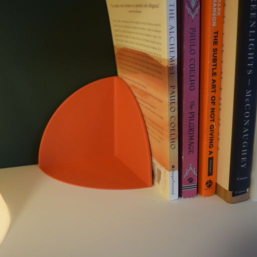 3D file Corner Bookends 📚 ・3D printable model to download・Cults