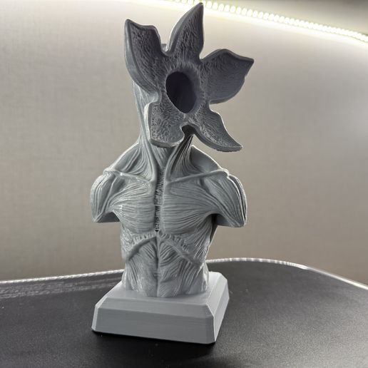 👤 Demogorgon Bust Stranger Things・ STL File for 3D printing・Cults