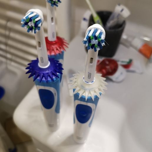 Free 3D file eToothbrush Toothpaste drip off ring for Braun Oral B 💍 ...