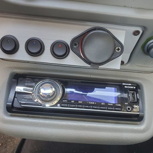 Archivo STL Twingo 1 console 💾 ・Modelo de impresión 3D para descargar・Cults