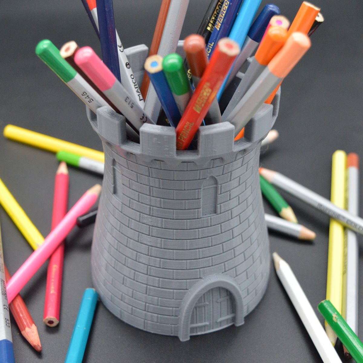 STL file Pencil holder・3D printing model to download・Cults