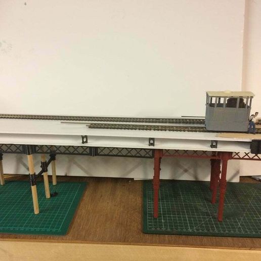 🛤️ 009 GN15 O-16.5 Model railway pier supports・Free STL File for ・Cults