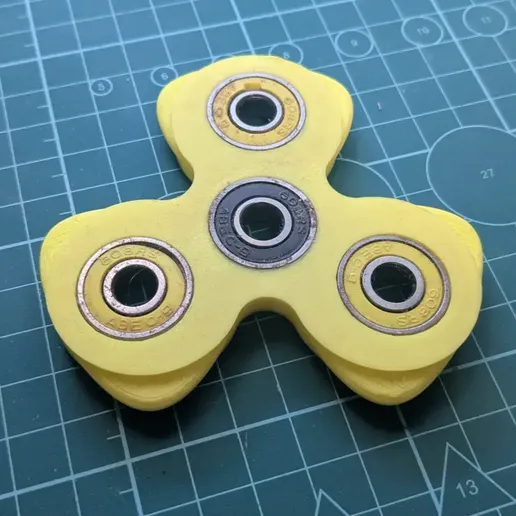 Free STL file Fidget spinner con flores 👌 ・3D printing idea to download ...
