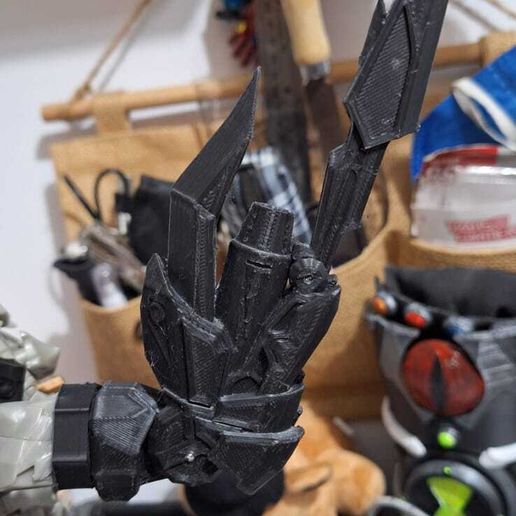 💪 Megatron Leader Class 2009 arm upgrade kit・Free STL File for 3D ...