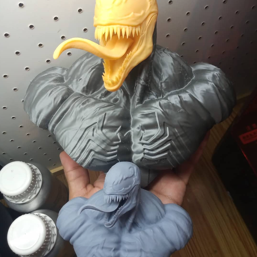 Archivo STL venom bust 👤 ・Modelo para descargar y imprimir en 3D・Cults