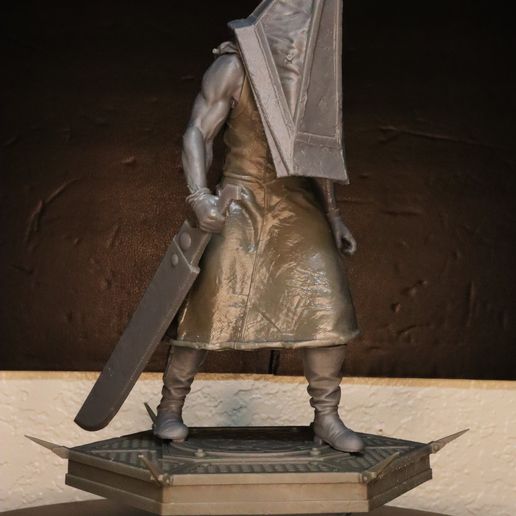 3D printed Pyramid Head | Silent Hill 2 Remake | 326mm • made with ...