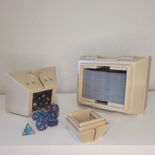 📦 Pyramid Deck Box and Dice Storage for MTG Commander / EDH・ STL File ...