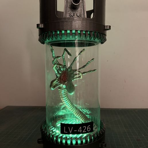 👽 Alien Facehugger stasis tank・ STL File for 3D printing・Cults
