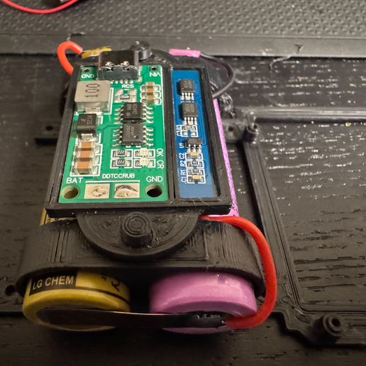 🔋 Arduino Uno & Dual 18650 Battery, BMS and Charger Mount・3D Print with ...