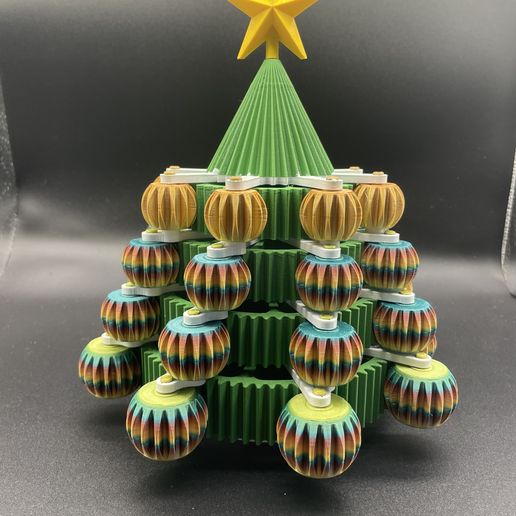 Kinetic Christmas tree 🎄 ・ STL File for 3D printing・Cults