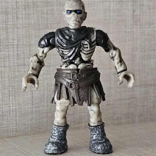 🧟 Zombie Walker White Walker Game of Thrones Mega Construx Megabloks ...
