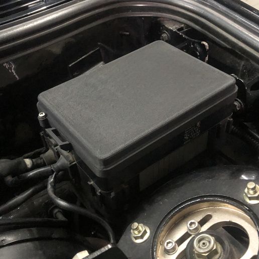 📦 Bmw E30 Fuse box cover・ STL File for ・Cults