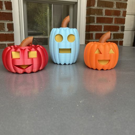 🎃 Three little pumpkins・Free STL File for 3D printing・Cults