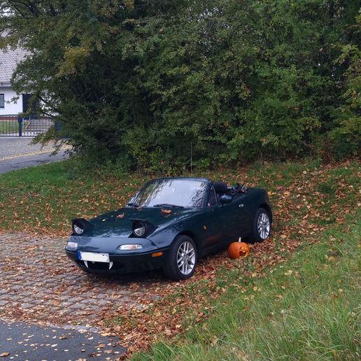 Mazda MX-5 Miata Vampire Teeth 3D Model 🧛🚗・ STL File for 3D printing・Cults