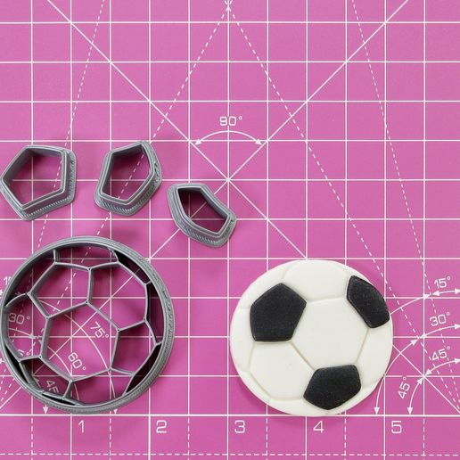 🏈 Football Soccer Ball Multipiece Fondant Cookie Cutter Set Multiple ...