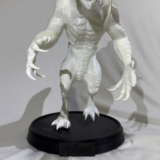 🗿 Fallout Deathclaw・ STL File for 3D printing・Cults