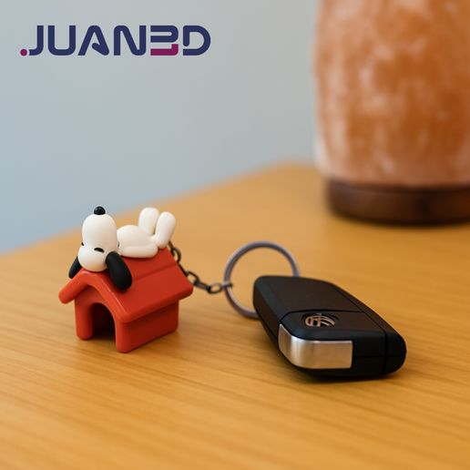 🗝️ KEYCHAIN SNOOPY IN HIS LITTLE RED HOUSE - SNOOPY KEYCHAIN - BALLOON ...