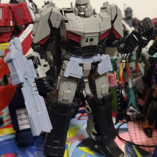 🤖 Transformers One Megatron Height Upgrade・ 3D File for 3D printing・Cults